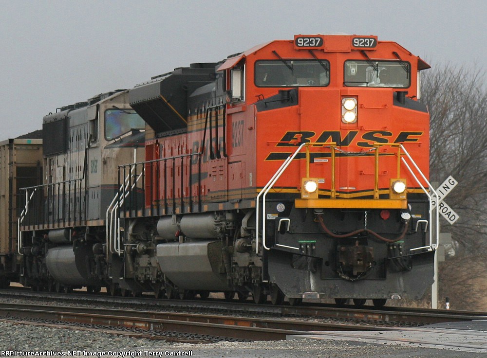 BNSF 9237
